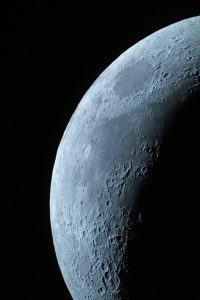 How to take moon photos with a telescope and DSLR camera - Telescope Nerd